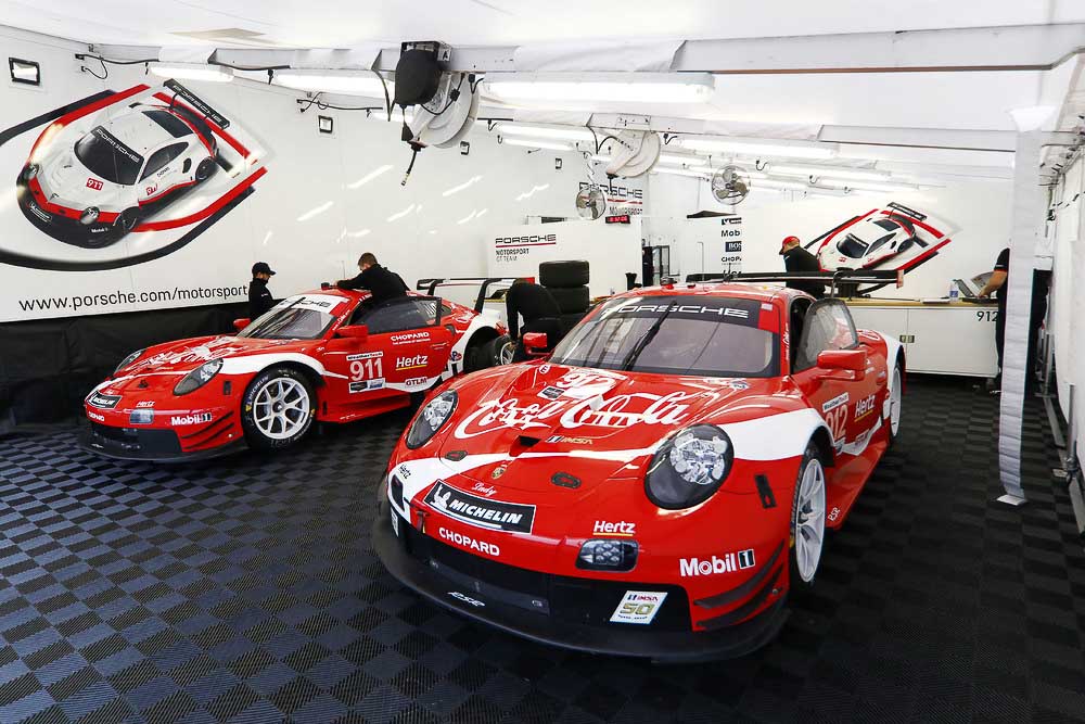 'Stars and Stripes' inspire the livery of the Porsche 911 RSR in their ...